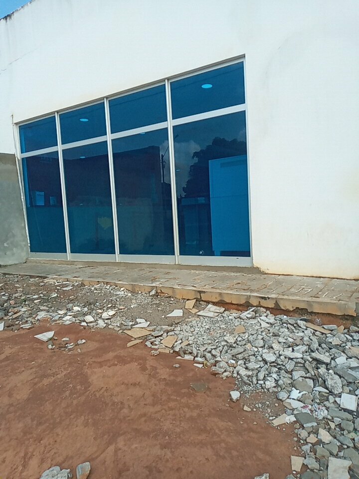 Banka Banco de Poupança e Crédito, Loanda, foto