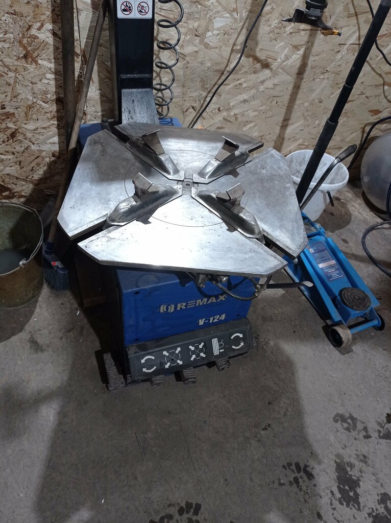 Garajlar Гаражный кооператив Центральный -14, Omsk, foto