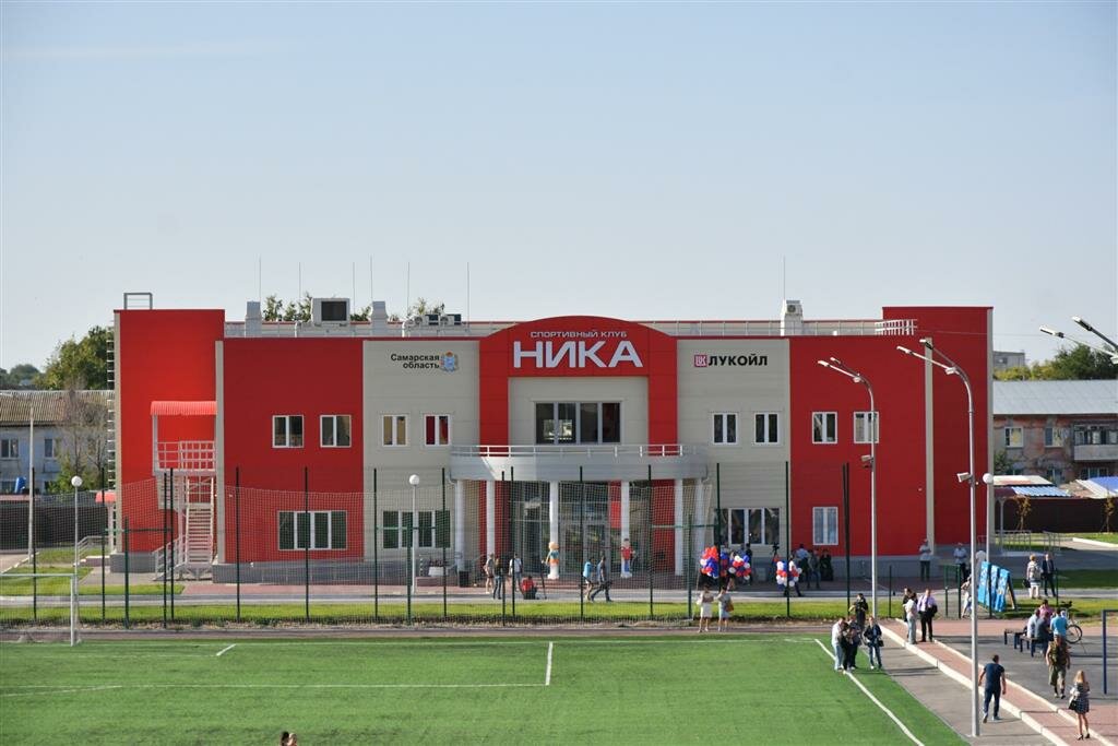 Çok amaçlı spor tesisleri Физкультурно-оздоровительный комплекс Ника, Samarskaya oblastı, foto