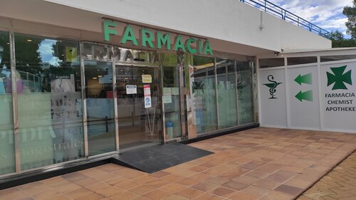 Kişisel bakım ürünleri Farmacia Lda. Margarita Torres Pons, Sant Josep de sa Talaia, foto