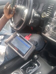 Kojo's Garage (Stephen Amartey Road No:27), otomobil servisi  Akra'dan