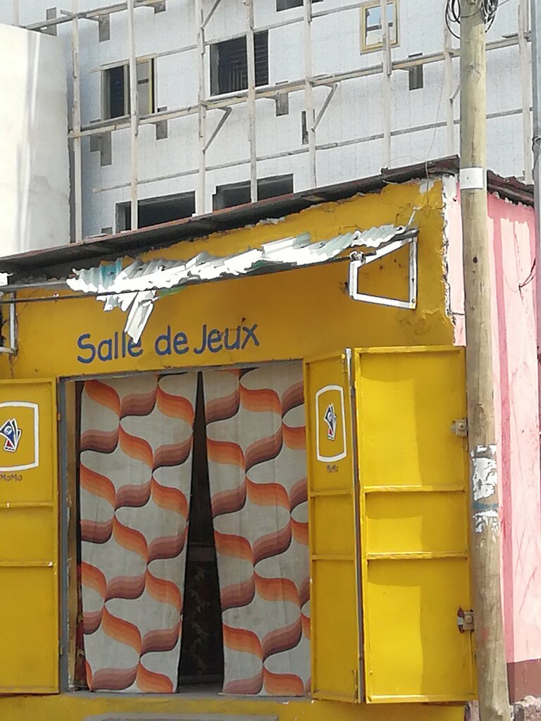 Şans oyunu bayileri Salle De Jeux, Brazzaville, foto