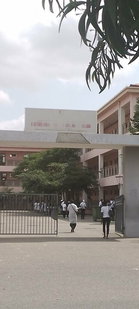 Ortaokul Escola Bloco M, Loanda, foto