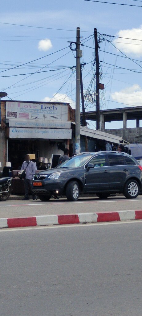 Elektronik eşya mağazaları Love Tech, Douala, foto