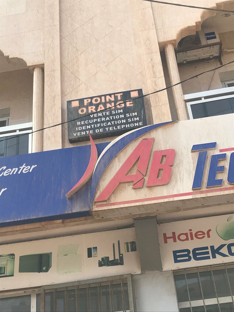 Cep telefonu ve aksesuarları satış mağazaları Orange, Dakar, foto
