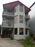 Shota Rustaveli 353-b (Shota Rustaveli Street No:353B), otel  Kabuletti'den
