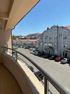 Markaz (Emirova Street No:34, Makhachkala), otel  Makhachkala'dan
