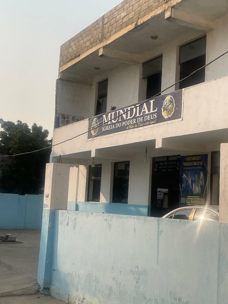 Protestan kilisesi Igreja Mundial do Poder de Deus, Loanda, foto