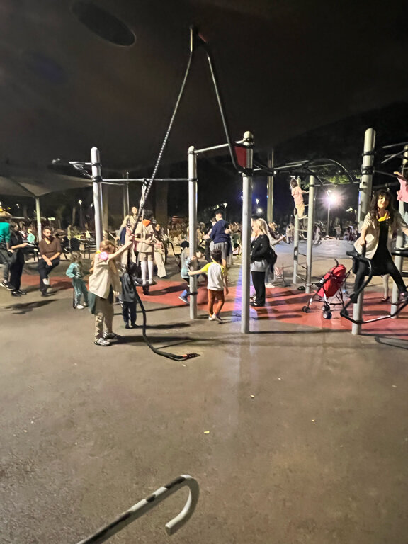 Kültür ve eğlence parkları Me'ir Garden, Tel Aviv, foto