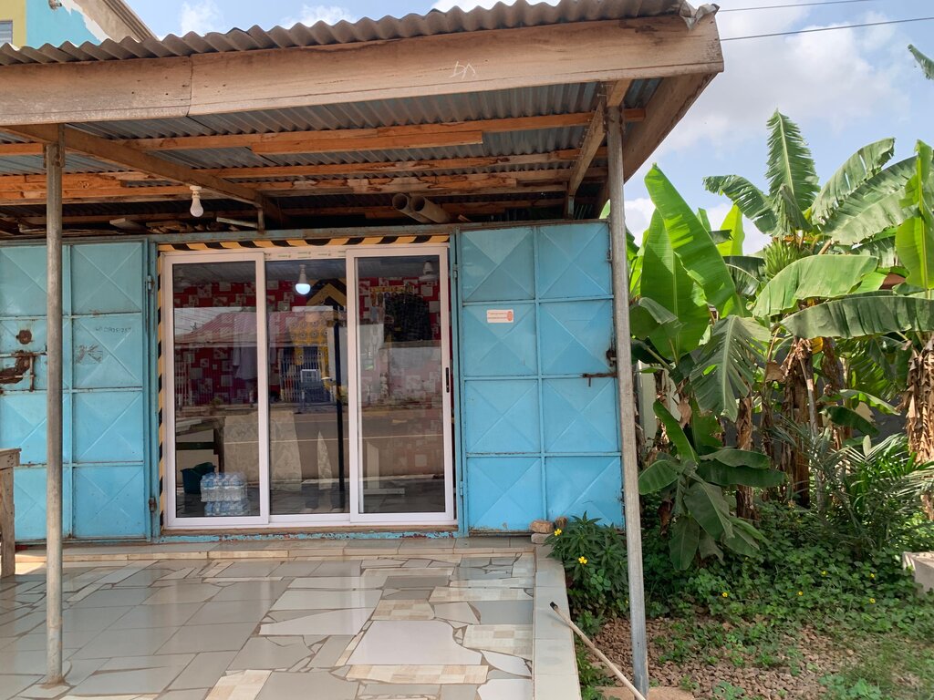 Giyim mağazası Chic and Trendy, Dünya, foto