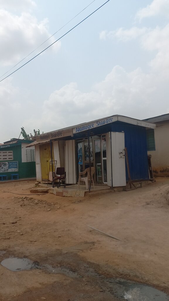 Bar Ghana Spot Onaapo, Akra, foto