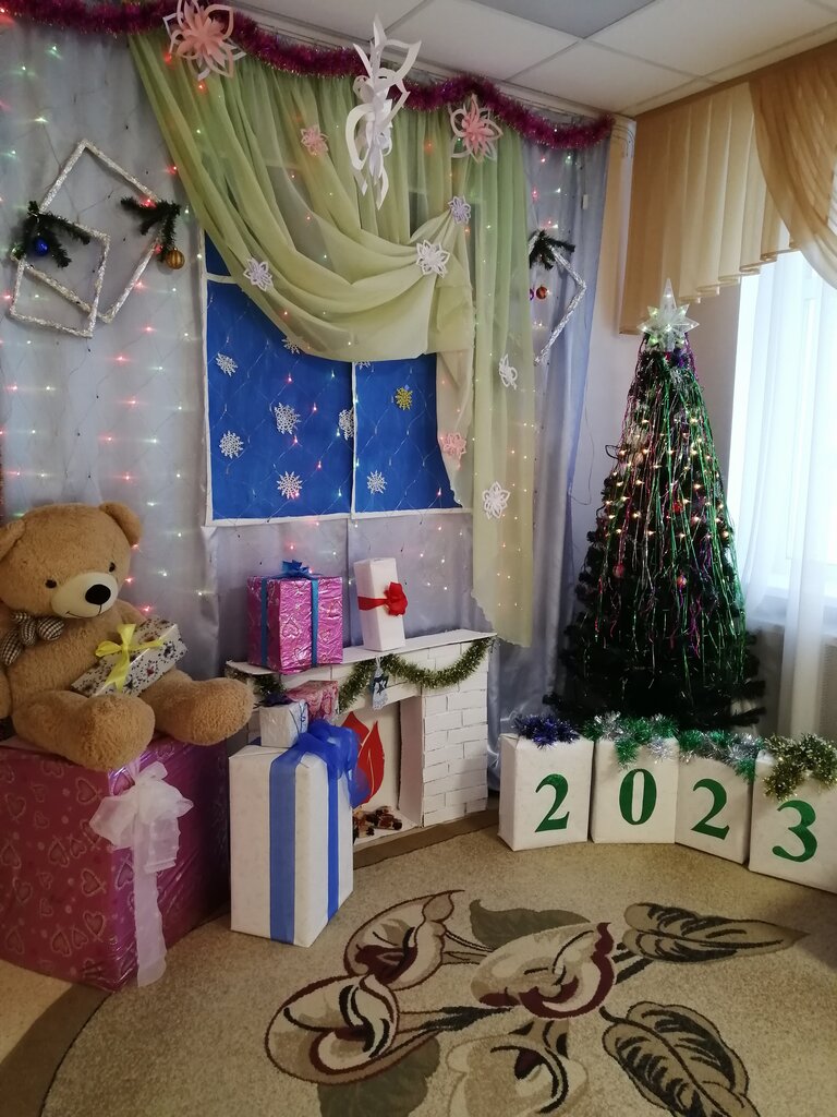 Ortaokul Mbou Shugurskaya srednyaya obshcheobrazovatelnaya shkola, Hantı‑Mansi Özerk Okrugu, foto