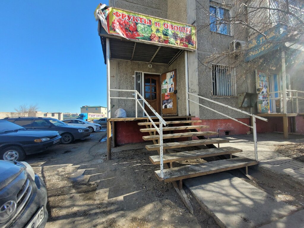 Manavlar Fruktosha, Semey, foto