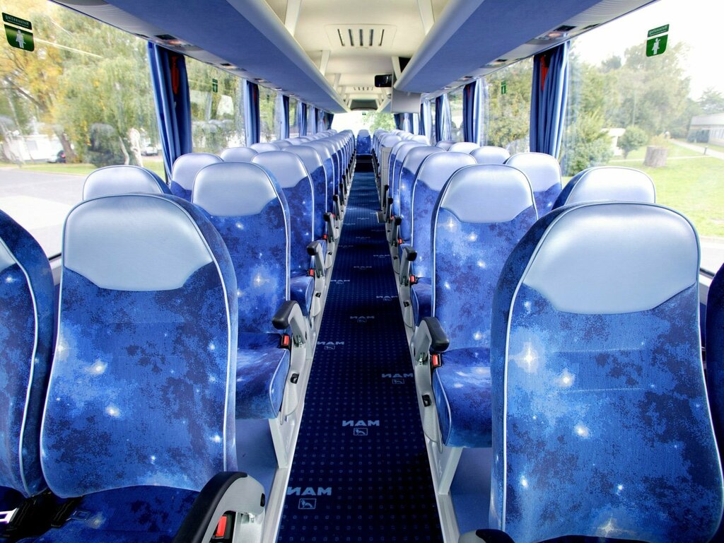 Göçmen büroları Poyezdki Na Granitsu Za Migratsionnoy Kartoy, Moskova, foto