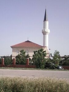 Мечеть имени Ахмад Хаджи Кадырова (улица Фрунзе No:54А, село Воинка), cami  Kırım Cumhuriyeti'nden