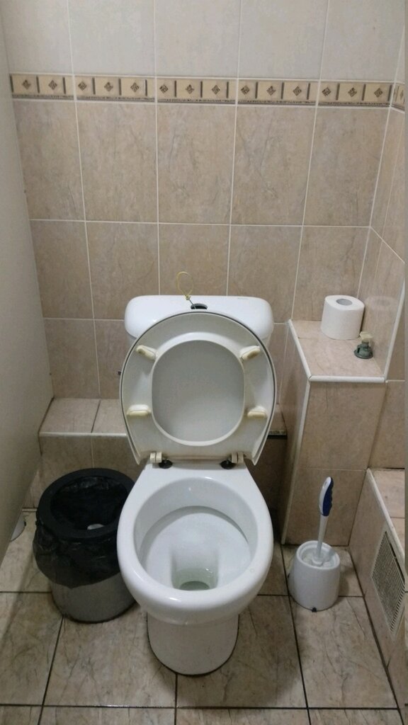 Tuvalet Туалет, Nijni Novgorod, foto