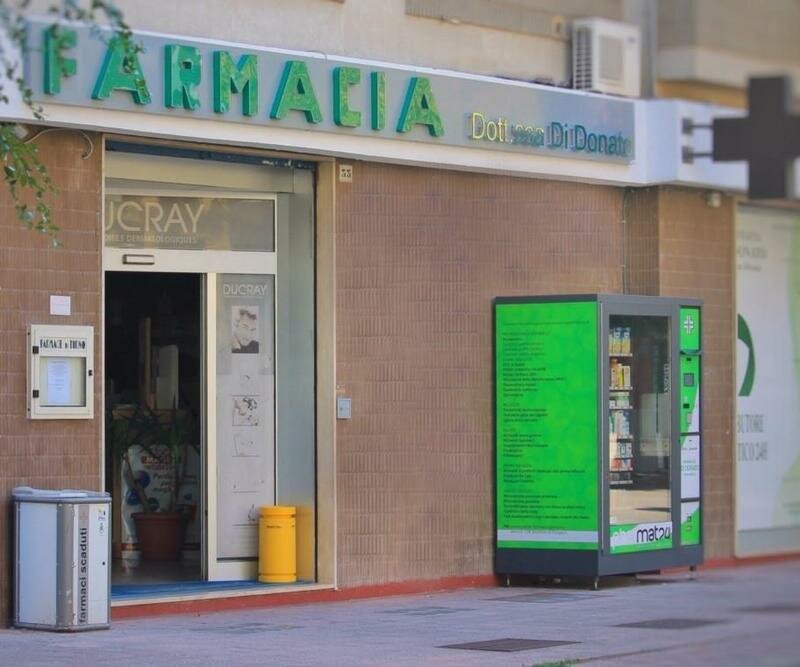 Kozmetik ve parfümeri mağazaları Farmacia di Donato S. R. L., Calabria, foto