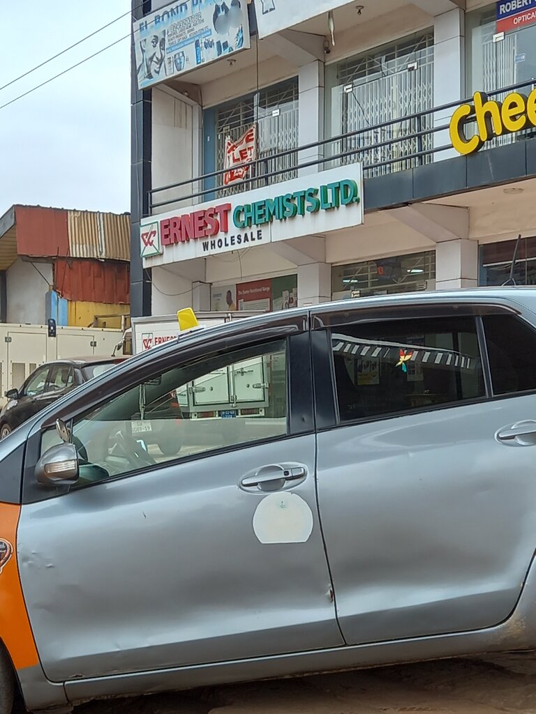 i̇laç firmaları Ernest Chemist, Dünya, foto
