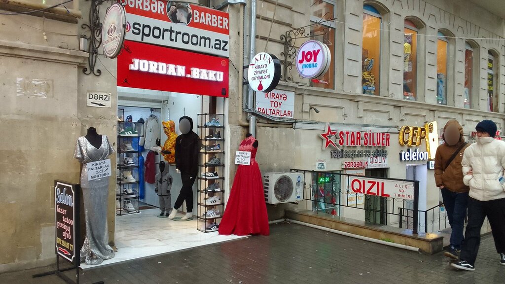 Spor giyim ve ayakkabı Sportroom. az, Bakü, foto