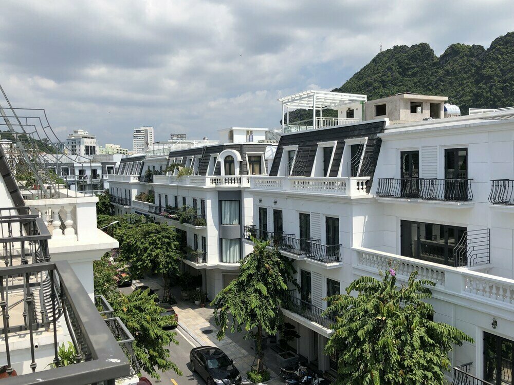 Otel La Lumiere Harbor House, Ha Long, foto