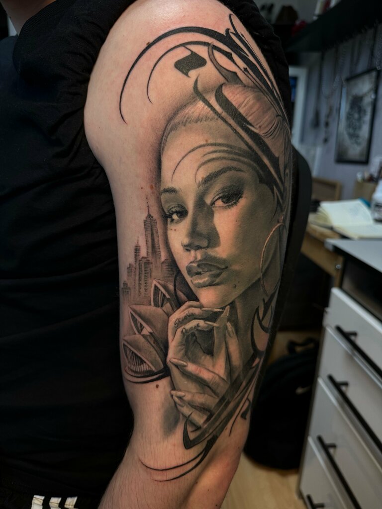 Dövmeciler Ptz tattoo Katrin, Petrozavodsk, foto