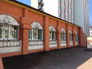 Dzerzhinskij (vulica Karla Marksa No:10), restoran  Dzerzhinsk'ten