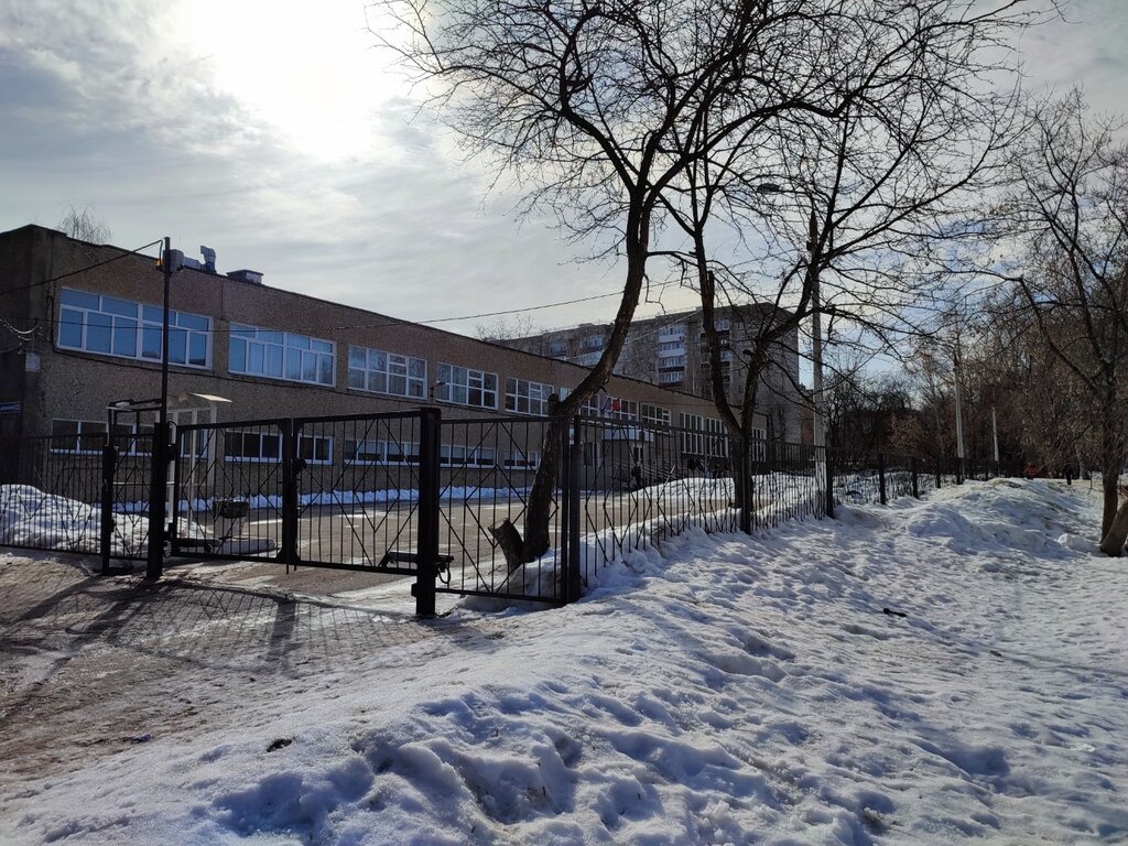Ortaokul Munitsipalnoye avtonomnoye obshcheobrazovatelnoye uchrezhdeniye Srednyaya obshcheobrazovatelnaya shkola № 25, Perm, foto