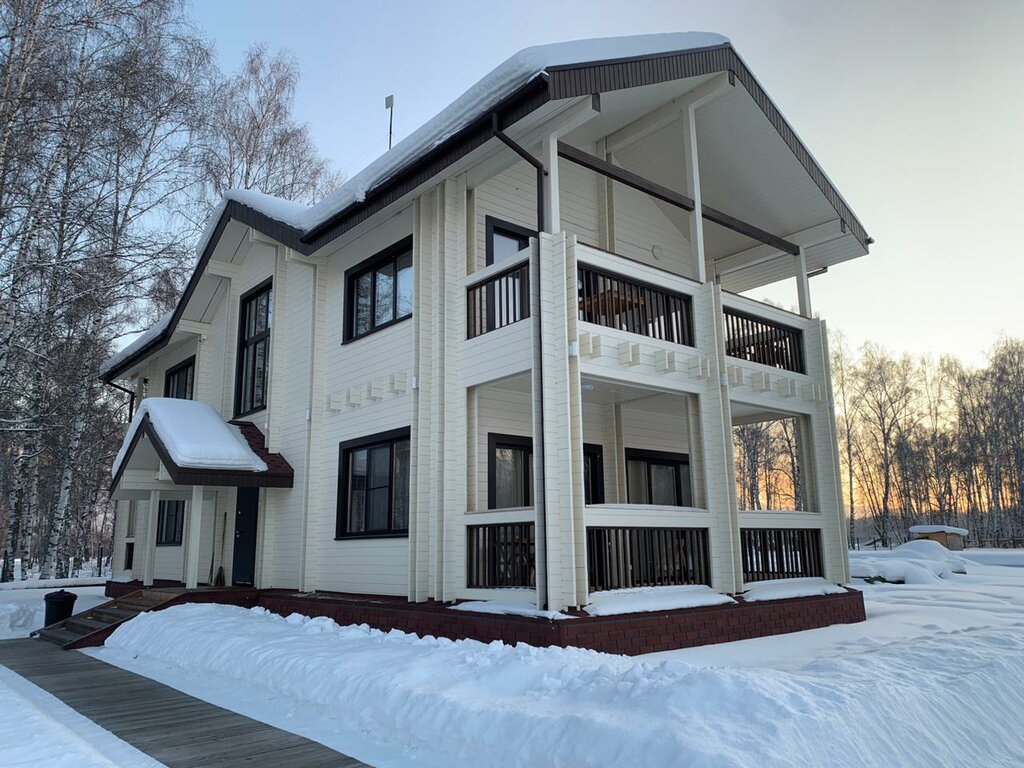 Yazlık ev inşaatı Litewood, Novosibirskaya oblastı, foto