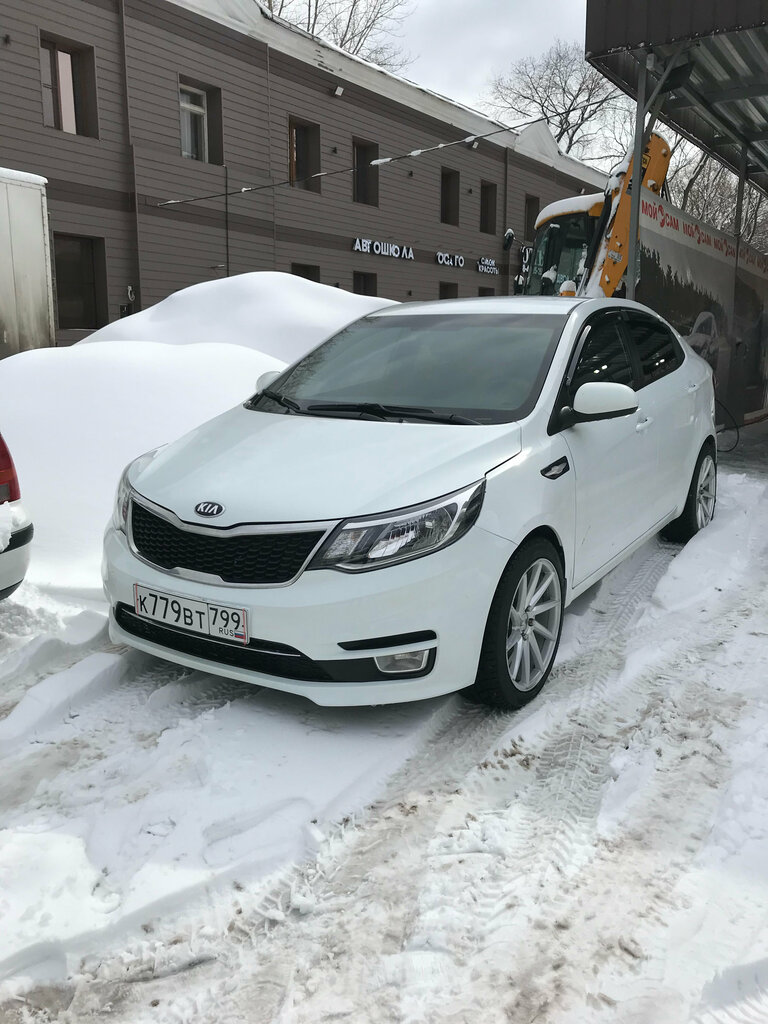 Otomobil servisi Пит стоп у Хаджи, Moskova, foto
