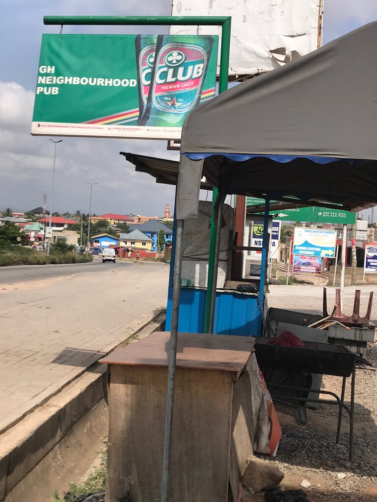 Bar Gh neighbourhood pub, Dünya, foto