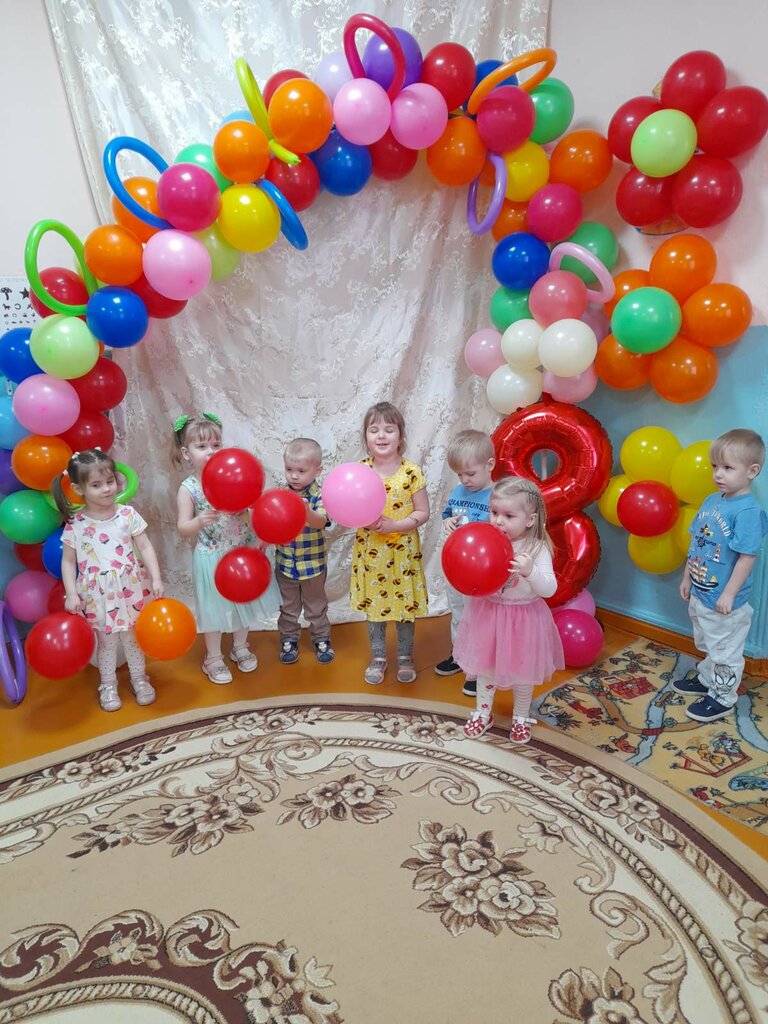 Anaokulları Муниципальное казенное дошкольное образовательное учреждение детский сад № 2 Светлячок, Krasnoyarski krayı, foto