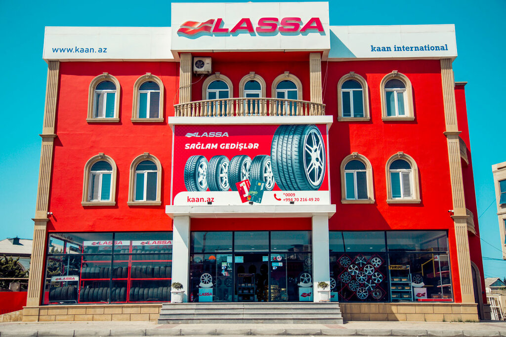 Jant ve lastikçiler Kaan International, Bakü, foto