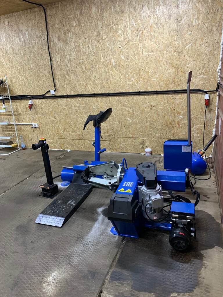 Oto lastik tamiri Tire service 24 truck, Moskova ve Moskovskaya oblastı, foto