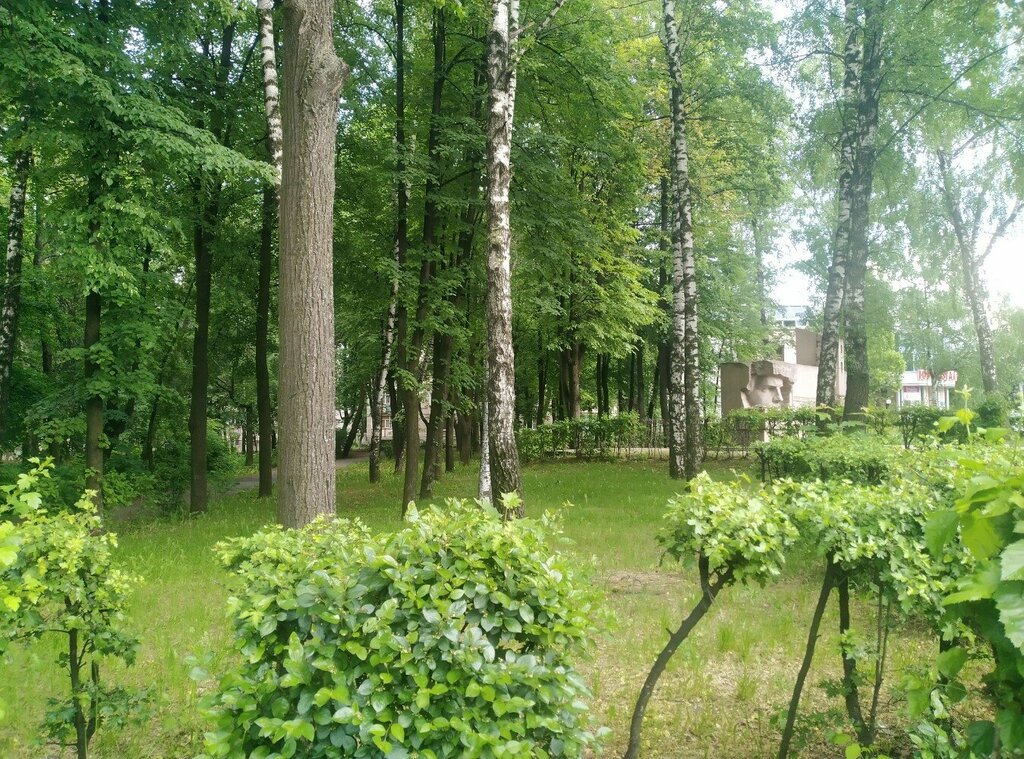 Meydan Poletaevskiy Public Garden, Riazan, foto