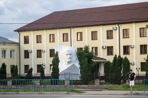В.И. Ленин (Kabardino-Balkarian Republic, Chegem), anıt, heykel  Chegem'den