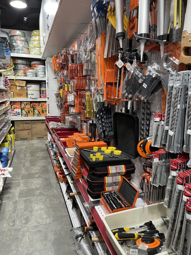 Yapı mağazası Kvik Hardware, Dubai, foto