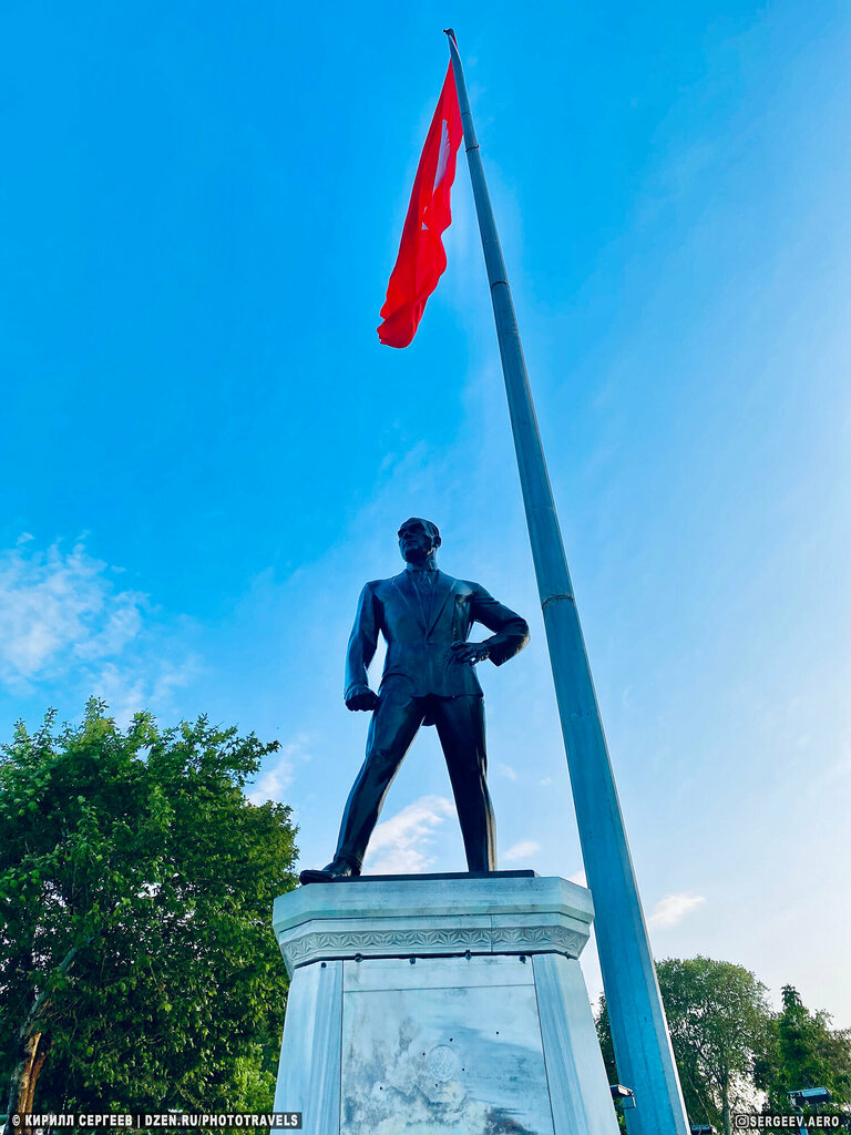 Anıt, heykel Sarayburnu Atatürk Anıtı, İstanbul, foto