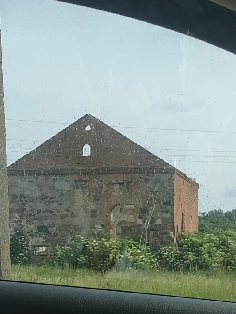 Unutulmaz olayların yeri Пивоварня, Brestskaya oblastı, foto