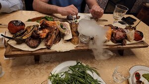 Şirvanşahlar Müzey Restoran (Salatin Еsgеrova Street No:86), restoran  Bakü'den