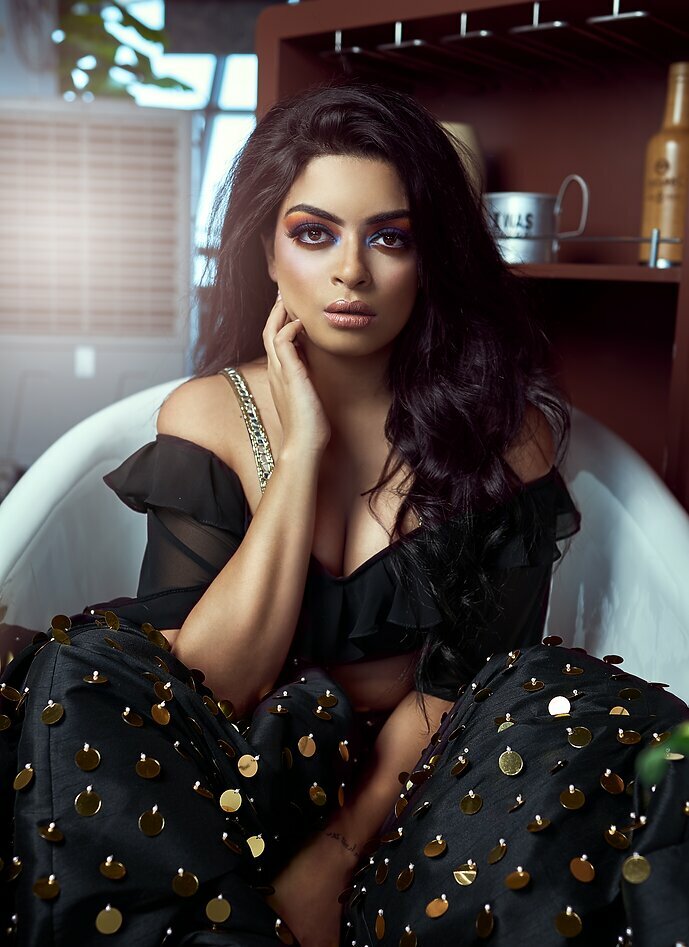 Moda evleri Aakarshan Fashion LLC, Dubai, foto