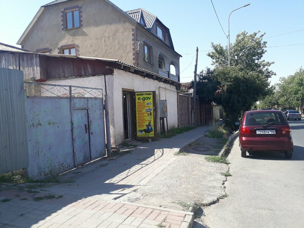 Elektrik ve benzinle çalışan aletler E. Gov, Çimkent (Şımkent), foto