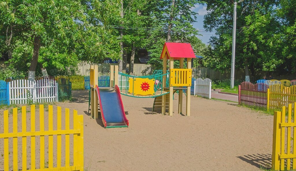 Oyun alanı Playground, Rostov, foto