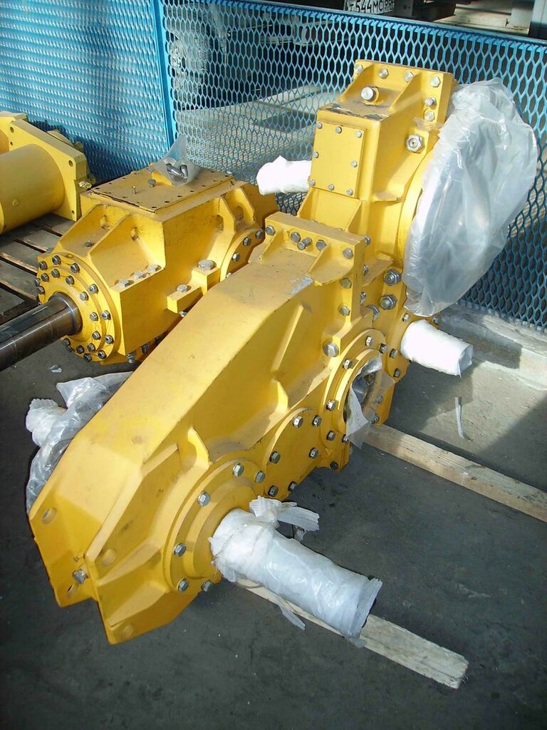 Makina mühendisliği firmaları Nizhnetagilsky mashinostroitelny zavod, Nijni Tagil, foto