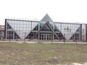 Praga (Sadovaya ulitsa No:10Л), fitness kulüpleri  Şahty'den
