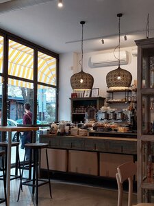 Cakey Bakey (Shipka Street No:6), kafe  Sofya'dan