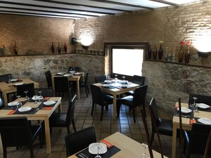 Restaurante Las Aceñas (Comunidad Autónoma de Castilla y León, Zamora, Bajada del Río, 2), restoran  Kastilya ve Leon'dan