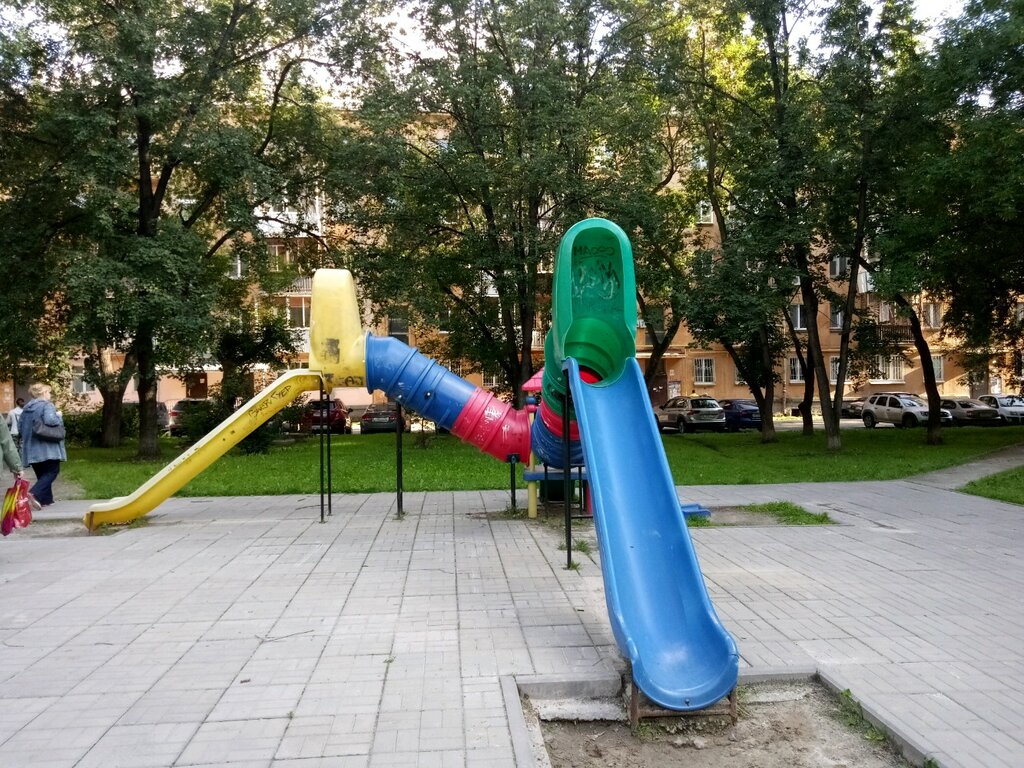 Oyun alanı Playground, Yekaterinburg, foto