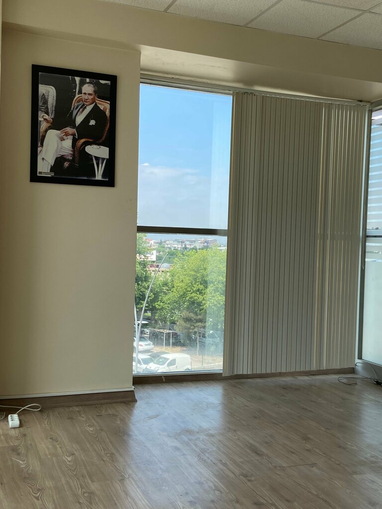 Avukatlar Avukat Yeliz Özkıraç Başarır, Ankara, foto
