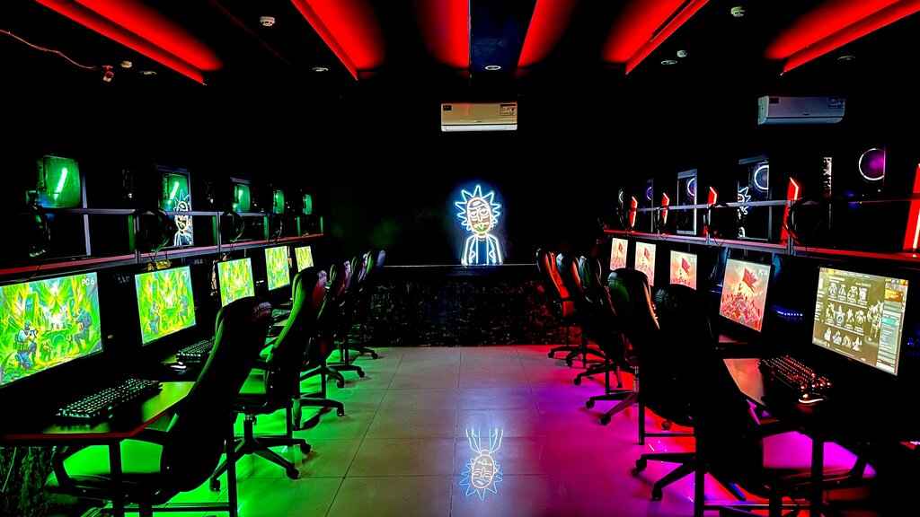 Bilgisayar kulübü Cyber Arena, Vladikavkaz, foto