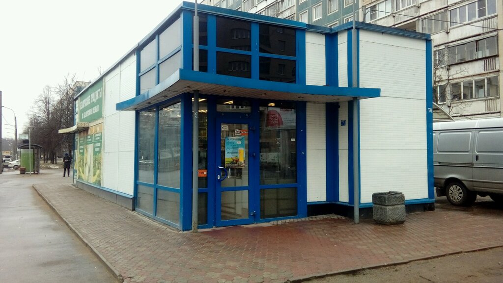 Market Magazin alkogolnykh napitkov, Saint‑Petersburg, foto